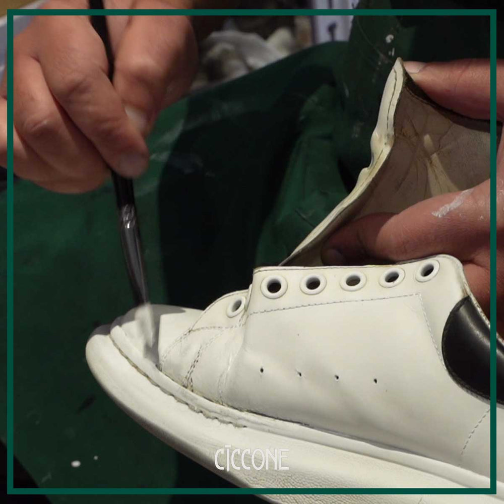 Restauro Sneaker Alexander McQueen | Maestri Ciccone